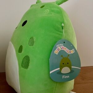 Squishmallows | Toys | Squishmallow Finn The Green Slug 1 New With Tag ...
